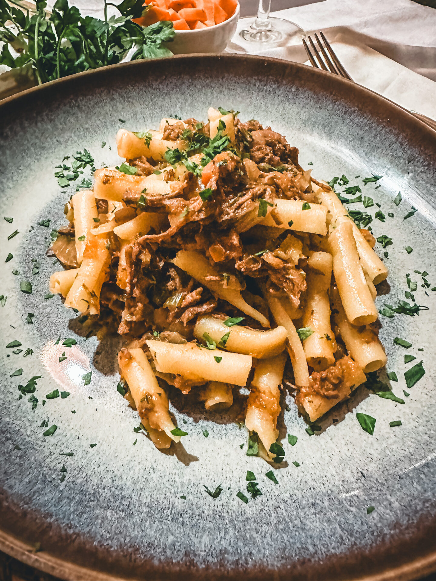 Pasta Genovese mit Ziti - Ragù Rezept - Pure Pasta Liebe
